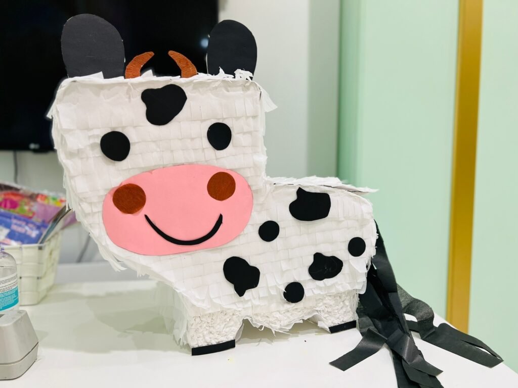 Pinata Cow Full Body 2D - Celebrations Palace